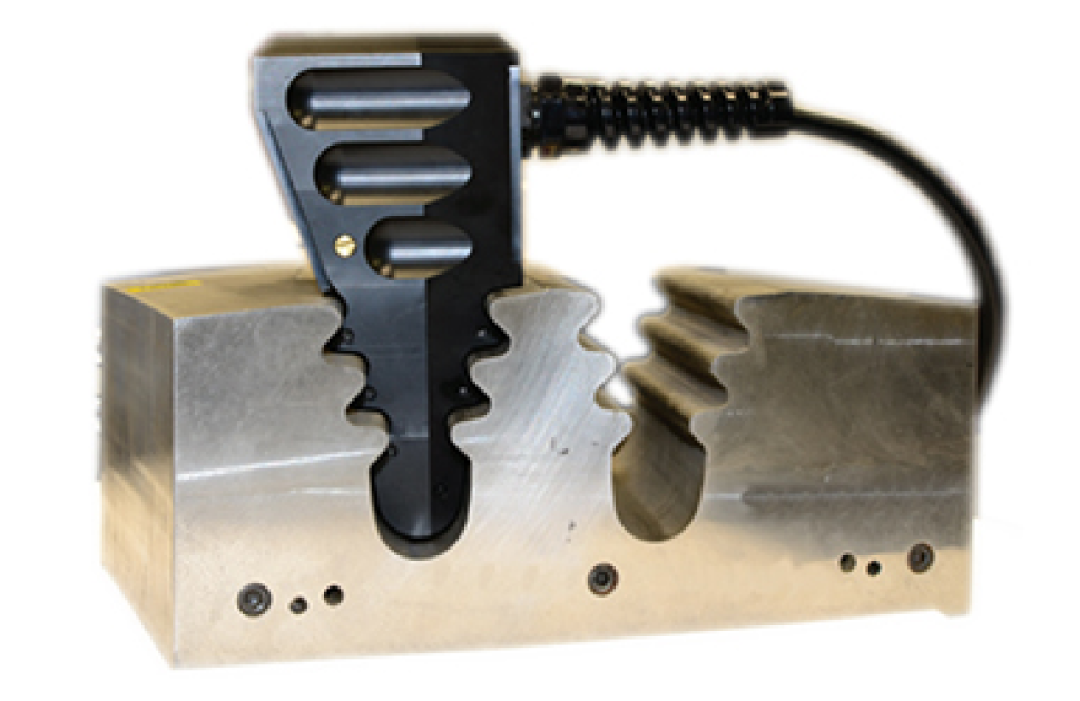 Inspecting Turbine Dovetails with Eddy Current - OnestopNDT